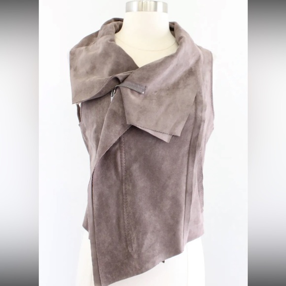 BCBGMaxAzria | Tops | Bcbg Suede Vest | Poshmark